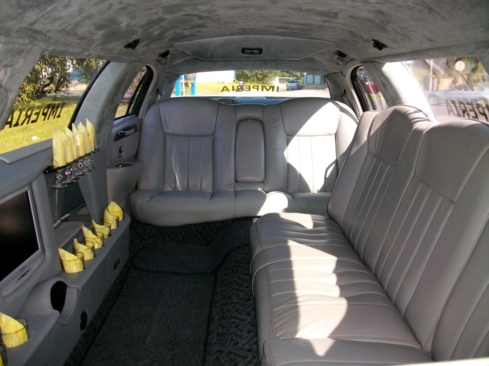 Mercedes S-class Limo Super Stretch WT