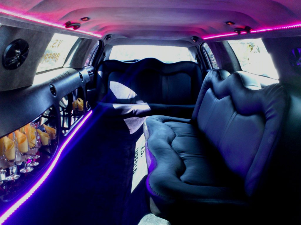 Mercedes S-class Limo Super Stretch BK